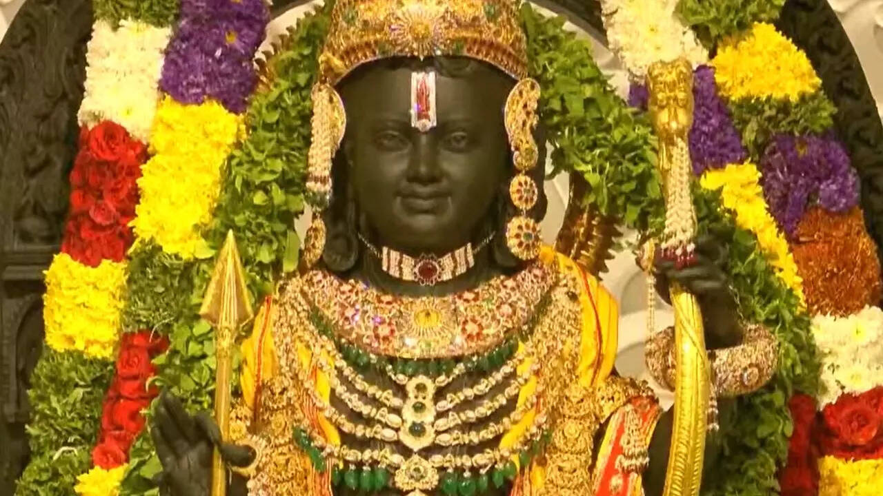 WhatsApp DP, Status Change: How to put Ayodhya Ram Lalla Idol as HD ...