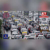 Bad news for travellers on Noida’s Gaur Chowk! - Infrastructure | ET Now