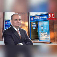 ‘Jab Gadhe Bechein Toh...': Sanjiv Bhasin on HDFC Bank stock BUY and SELL - Markets | ET Now