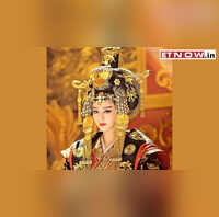 World's richest woman with more than total wealth of Elon Musk, Ambanis ...