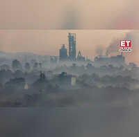 Pakistan's polluting air: 2000 AQI! 'Lockdown' in THIS city after air ...