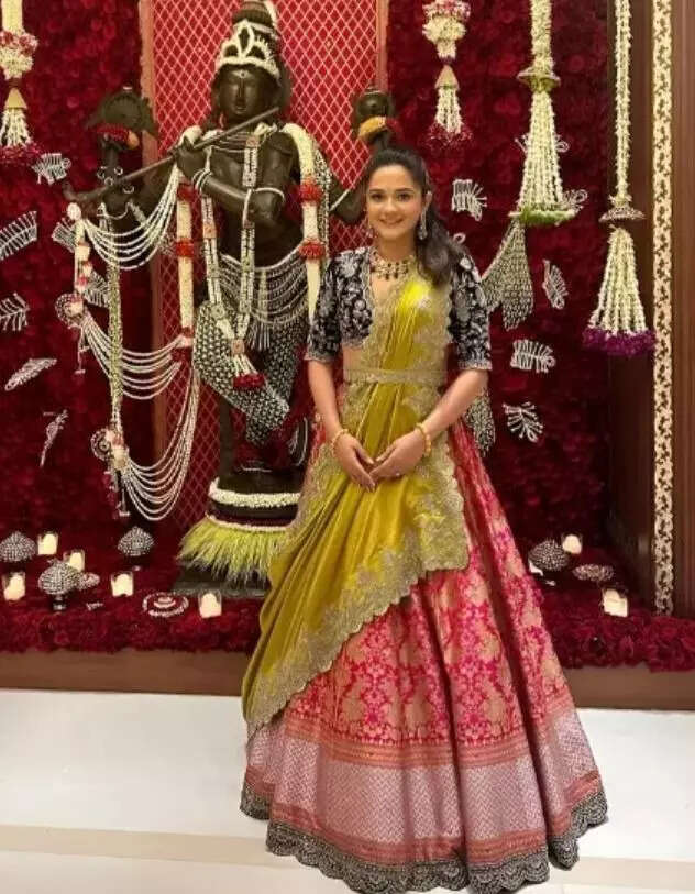 Meet Mukesh Ambani-Nita Ambani’s ‘bahu’, Radhika Merchant’s sister ...