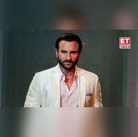 Saif Ali Khan Attack News Updates: 6 stab wounds, 1 close to spine ...