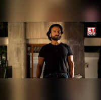 Netflix’s Jewel Thief - The Heist Begins: Saif Ali Khan stars in a ...