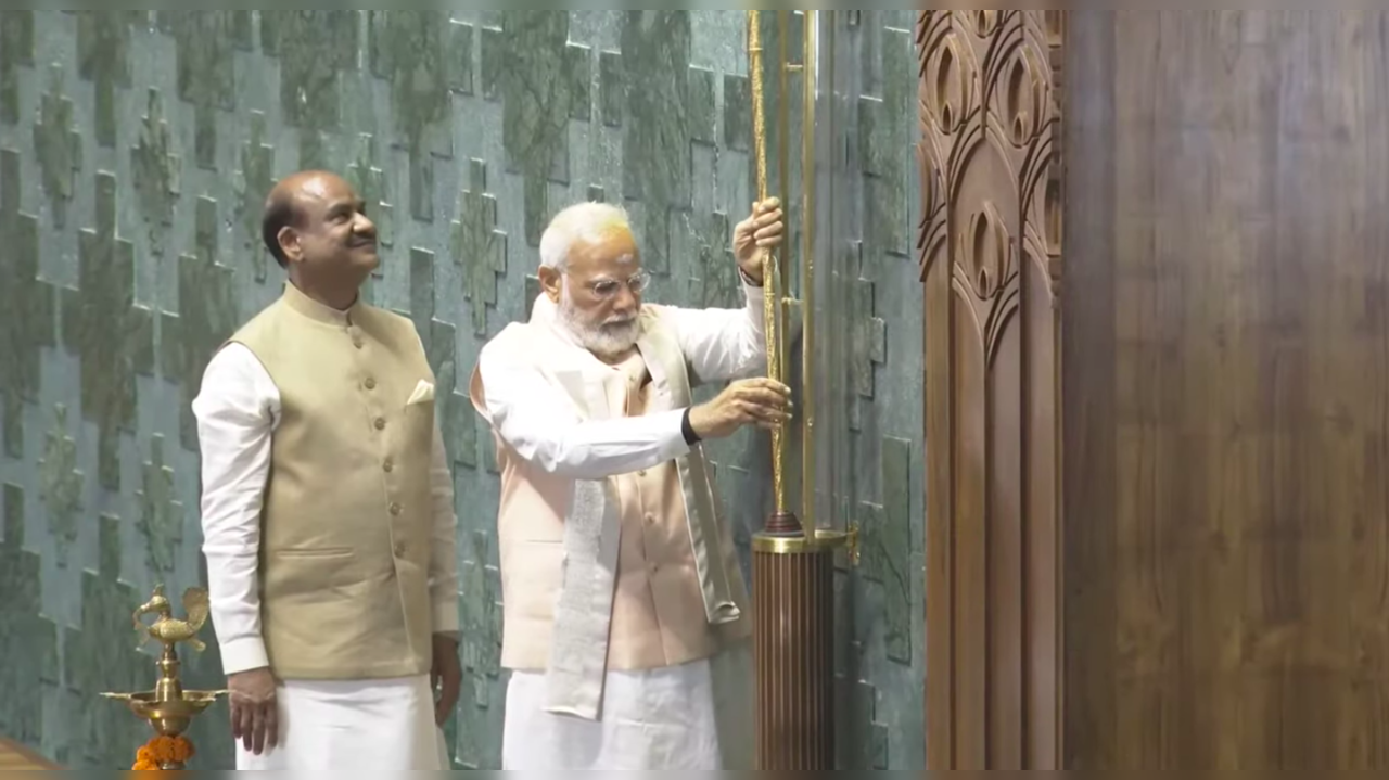 LIVE: Parliament of India inauguration-PM inaugurates new Parliament ...