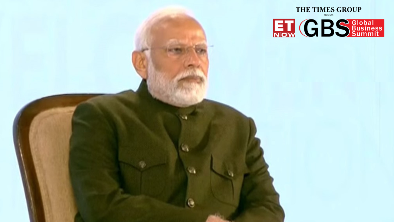 Sartorial appeal! In chic double-pocket jacket, PM Narendra Modi wows ...