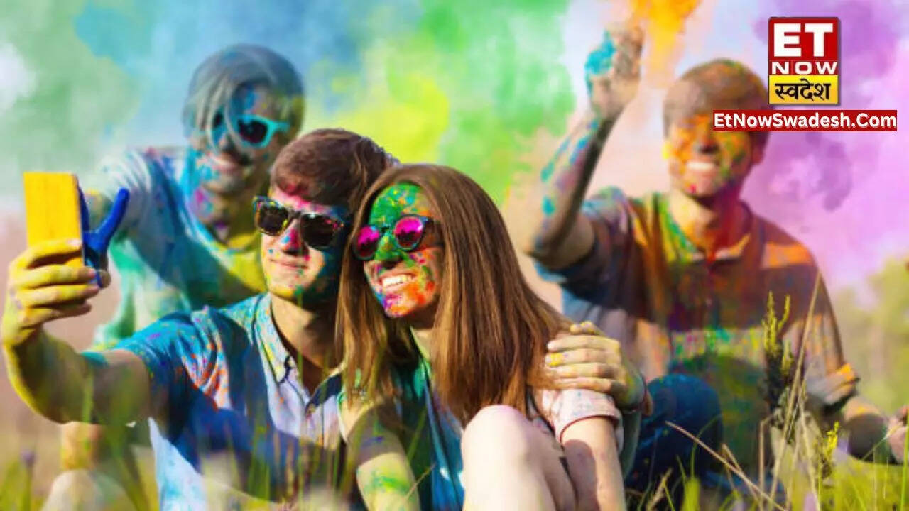 Holi 2024 Gadgets Safety Tips फोन में पानी या रंग चला गया अपने कीमती