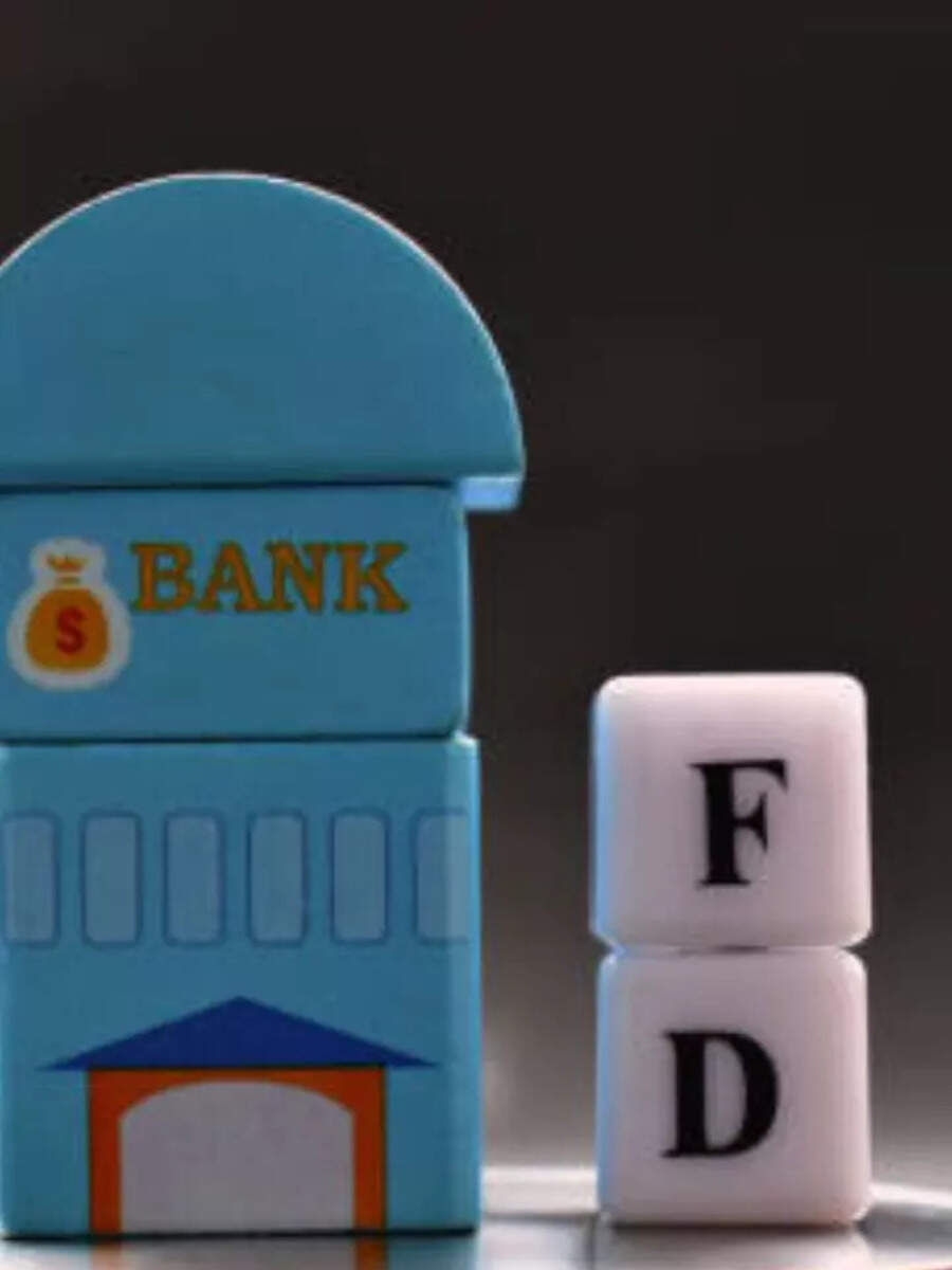 FD Interest Rates COMPARED: SBI vs Axis Bank vs ICICI bank - Winning ...