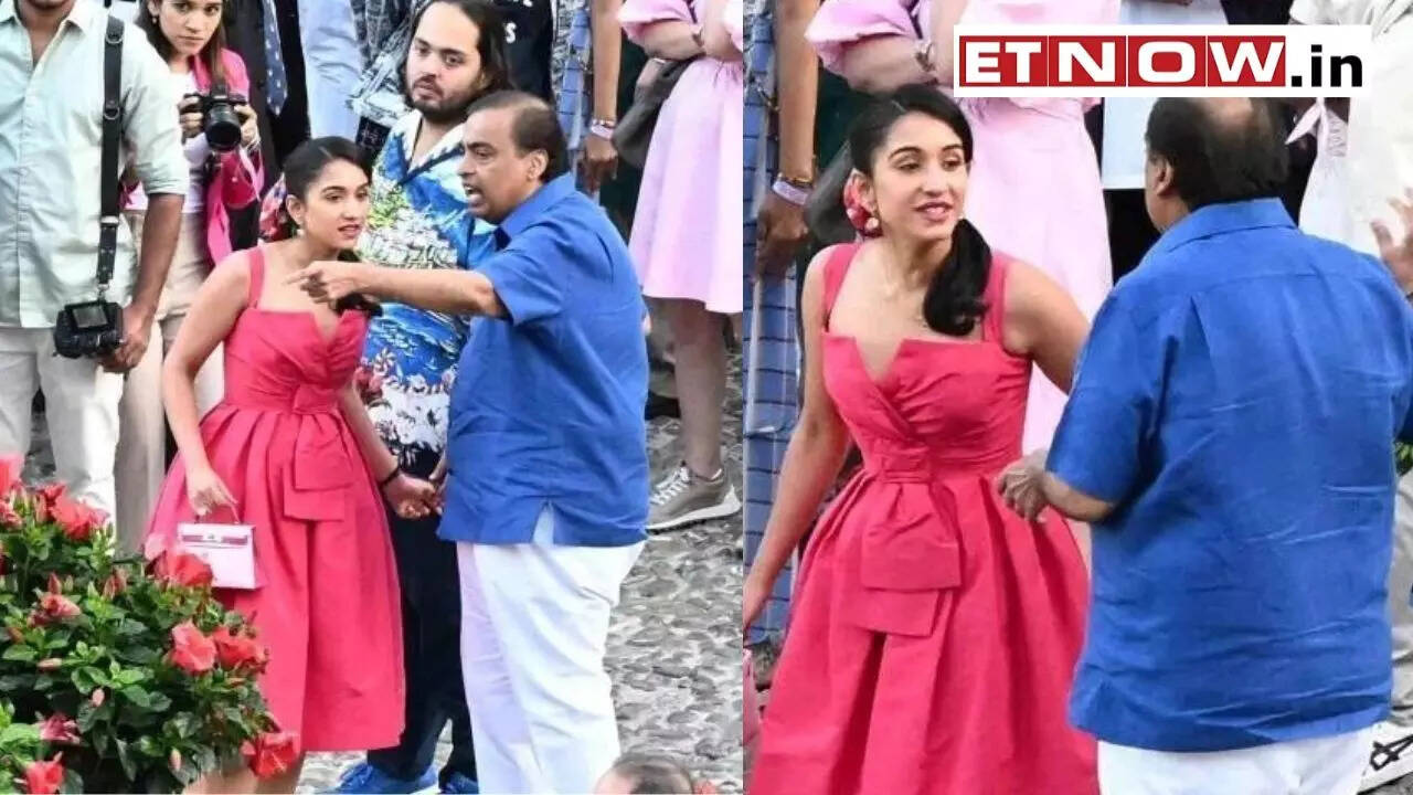 Radhika Merchant's 65-year-old vintage Dior dress - PHOTO | ET NOW LUXE ...