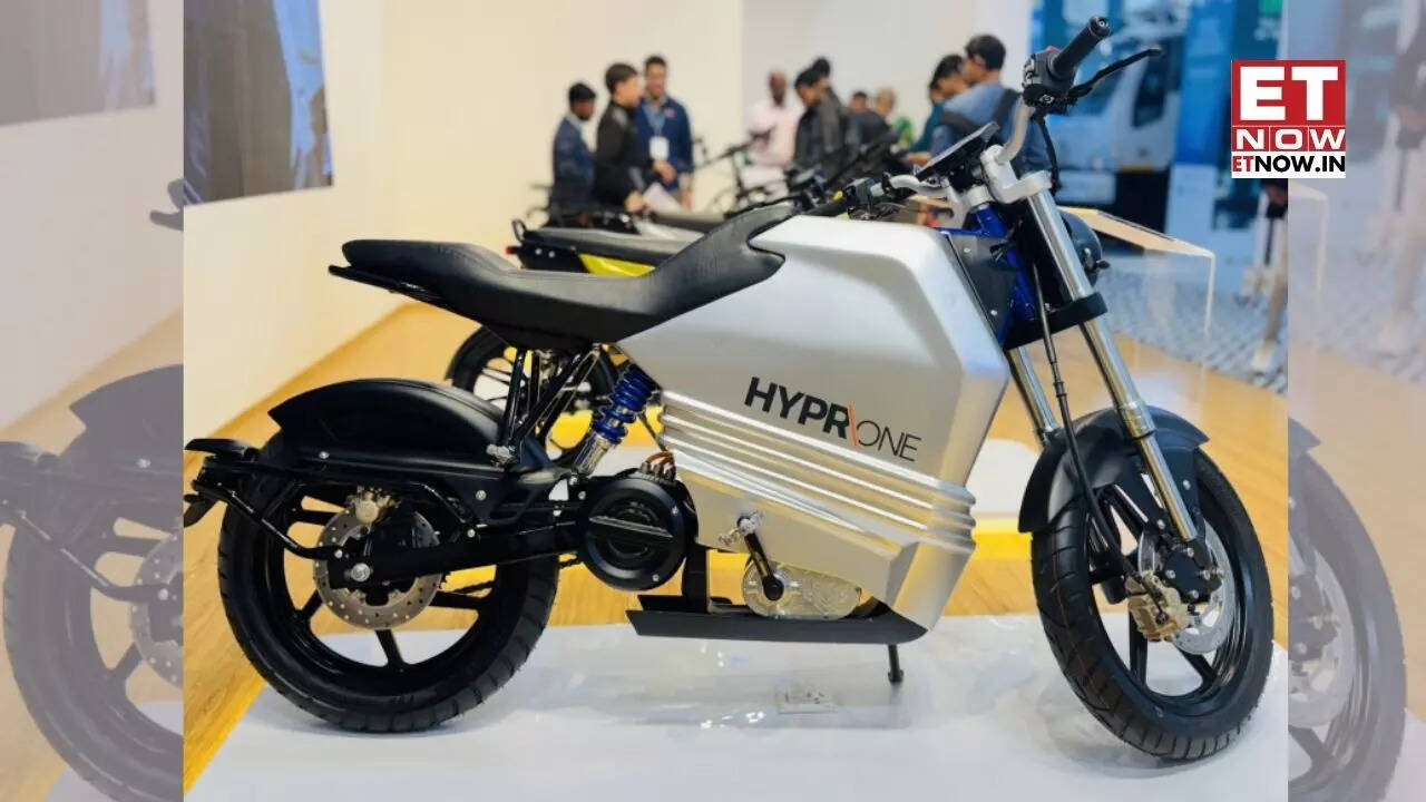 Auto Expo 2025: Pedal and Vroom! Motovolt Mobility unveils India's 1st ...