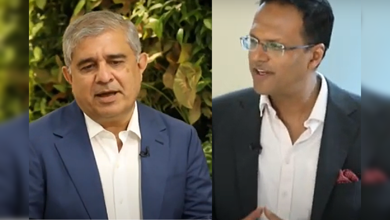 Does Axis Bank CEO look at stock price everyday? Amitabh Chaudhry ...